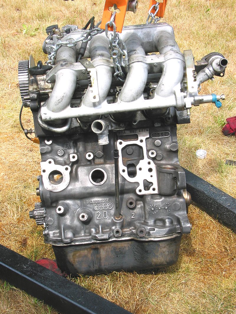 Rob's Official 2L 16V installation thread (not that anybody cares ...